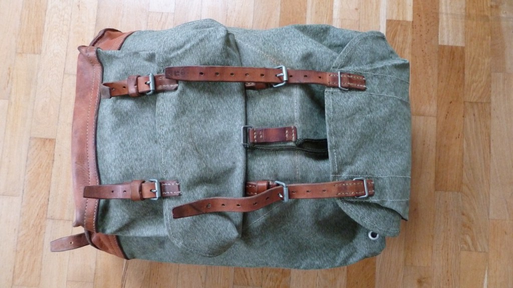 Swiss Army backpack from 1973 – salt and pepper | be-cause – style ...